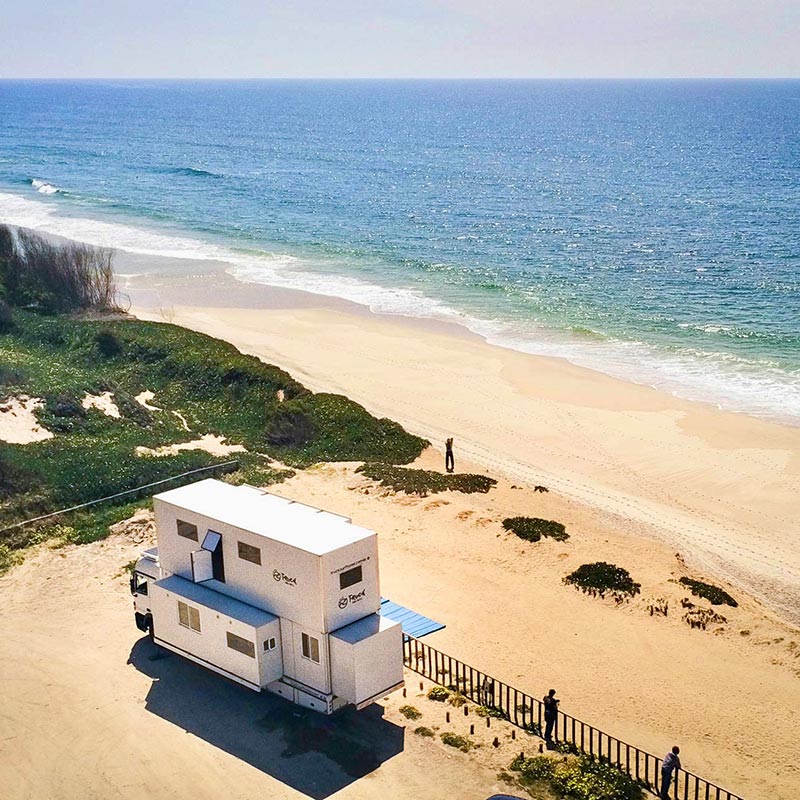 Truck Surf Hotel | A mobile surf hotel on wheels